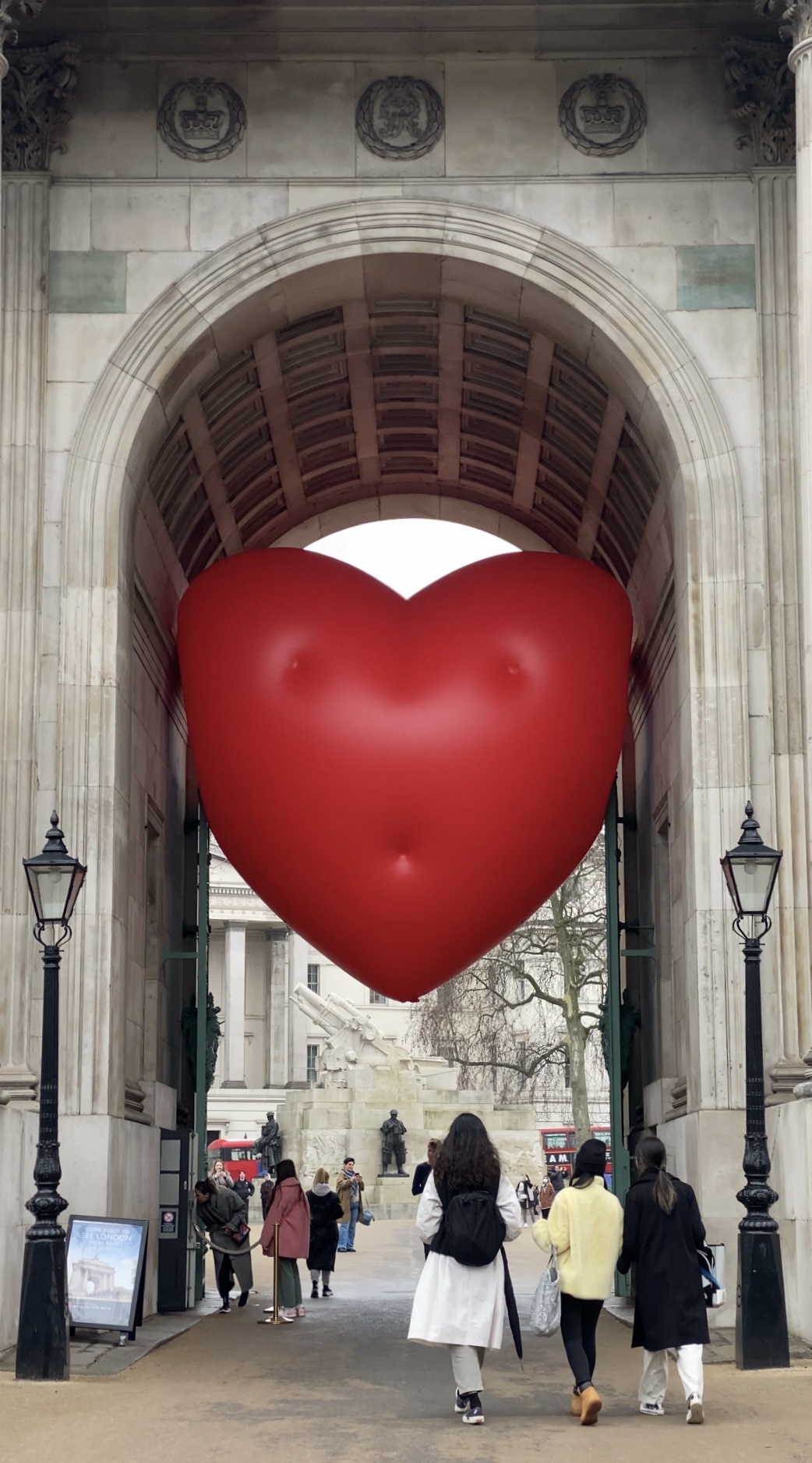 Chubby Hearts – Calendar Girl